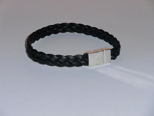 Pulseira Cabedal Homem cor preta - Produtos > Pulseiras Homem - Prendas ...